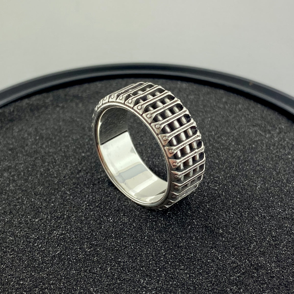 Bracketed Band Sterling Silver – Geoff Thomas Designs